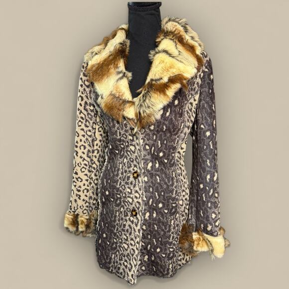 Hugging Kisses | Jackets & Coats | Vtg Leopard Faux Fur Coat Y2k Mob ...